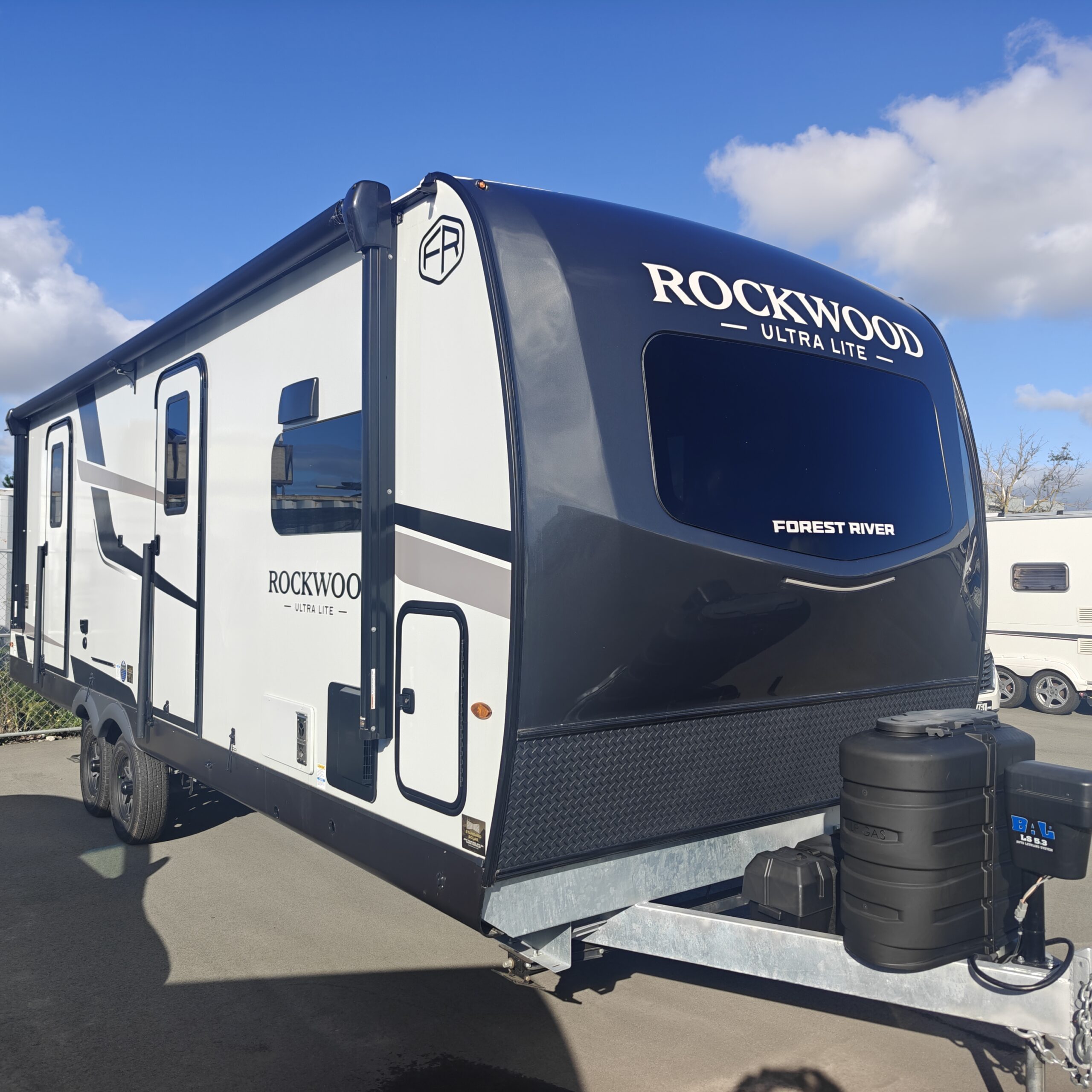 Rockwood 2608bs Overall Length